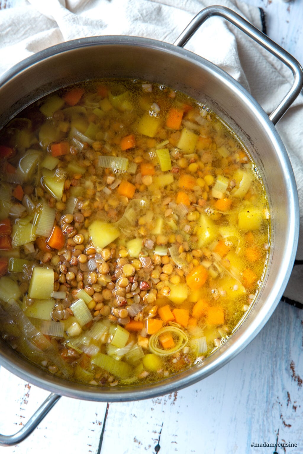 Linsensuppe nach Omas Rezept - Madame Cuisine