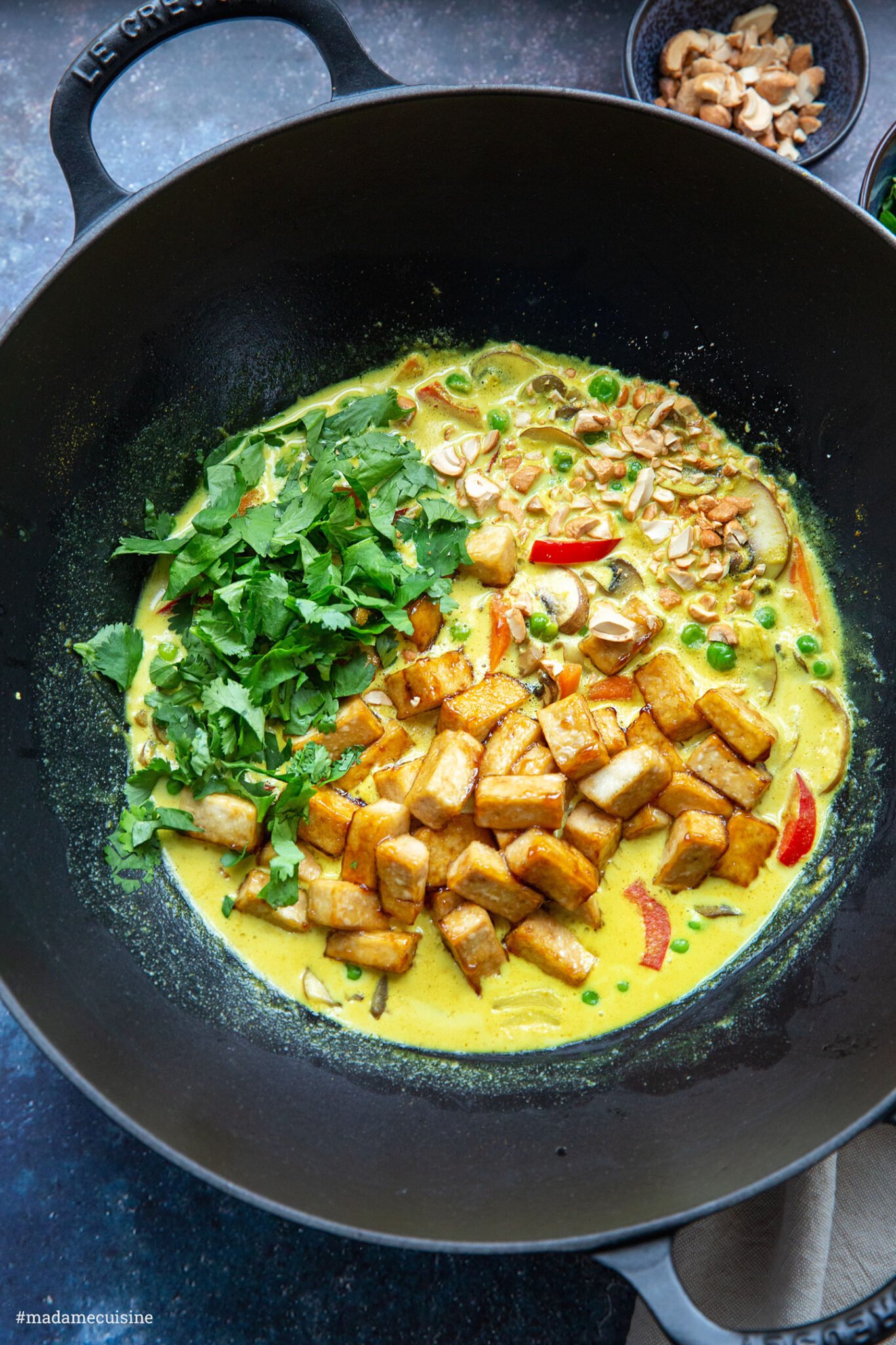Tofu Curry mit frischem Gemüse - Madame Cuisine