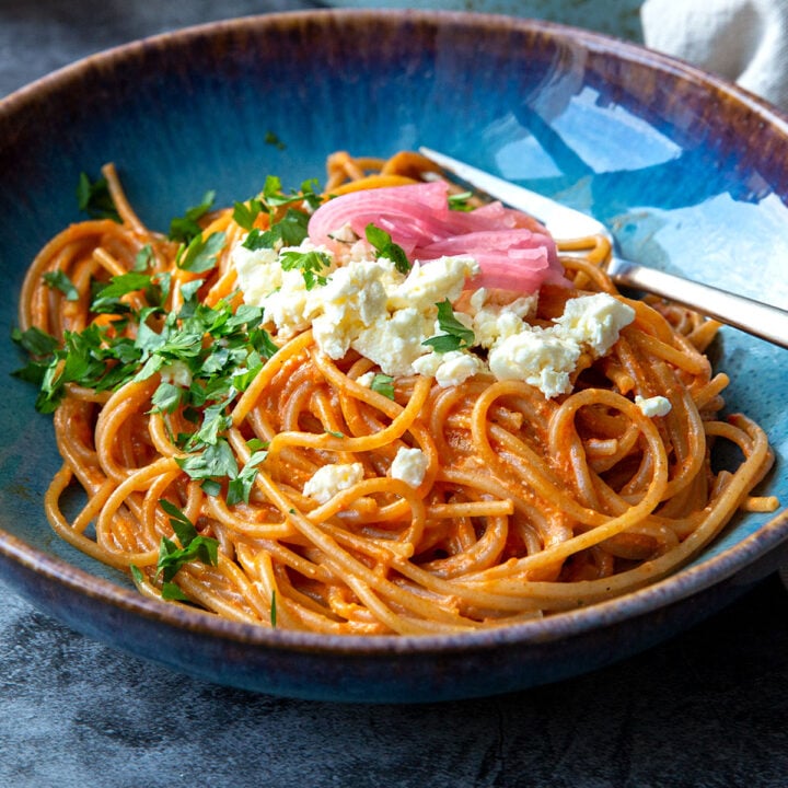 Spaghetti in Paprikasauce - Madame Cuisine